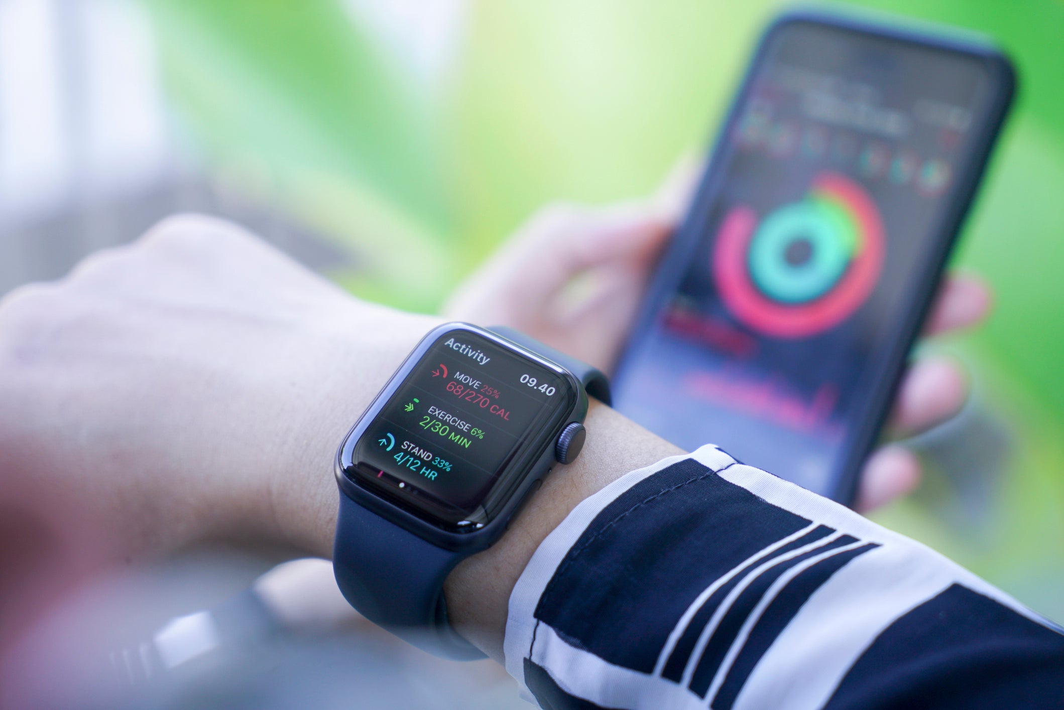 Options for Holding Phone While Running – SPIbelt